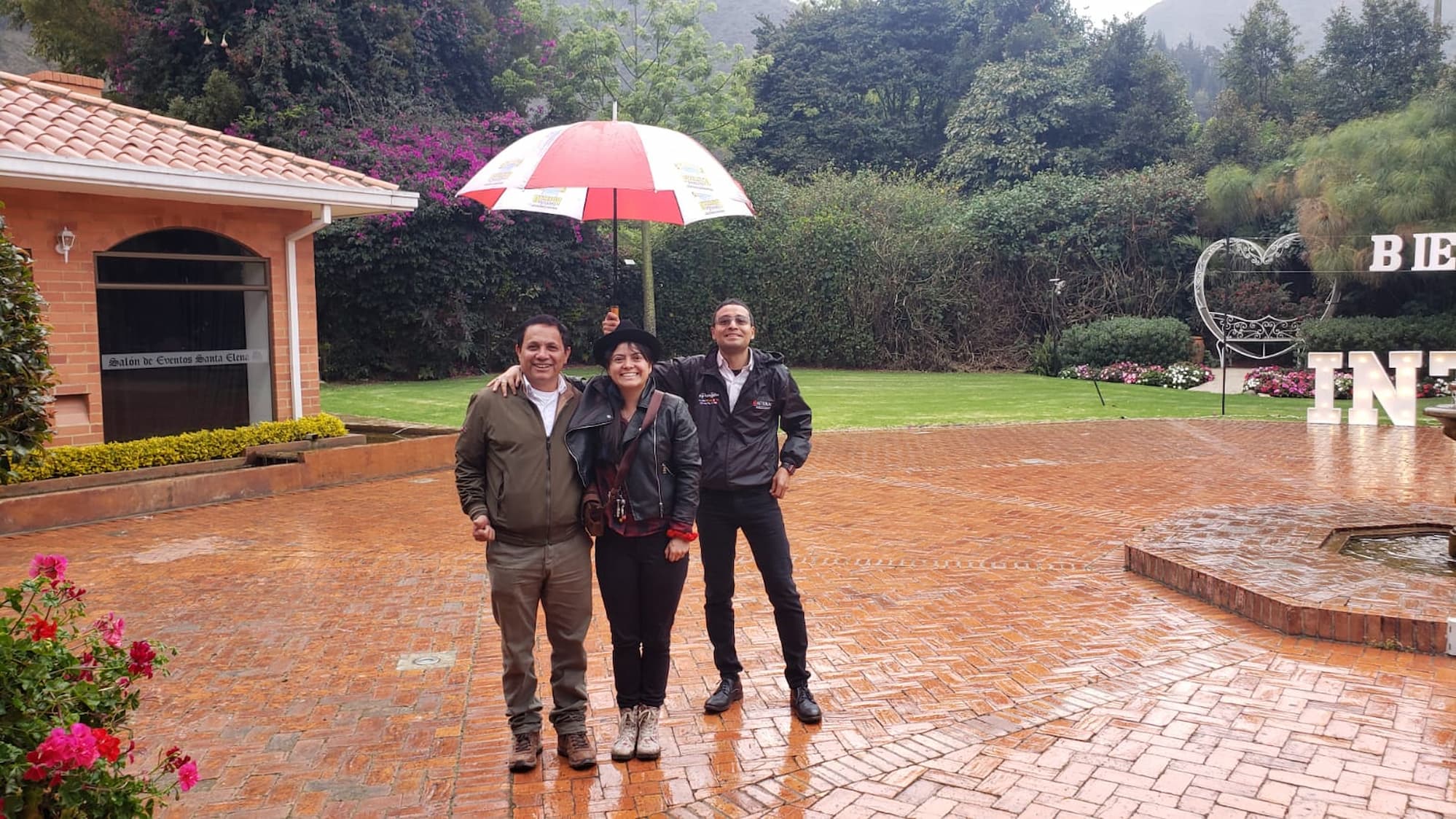 Lanzamiento del producto Atticus de Interoc Colombia | Metroflor